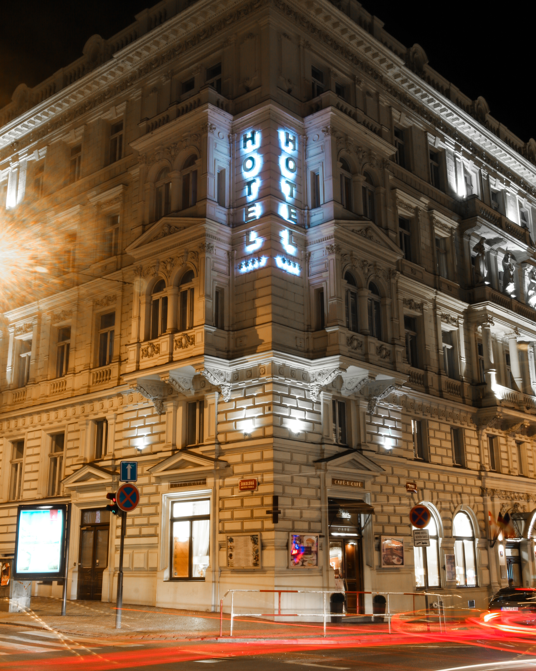 Boutique Hotel Seven Days – Direkt Buchen